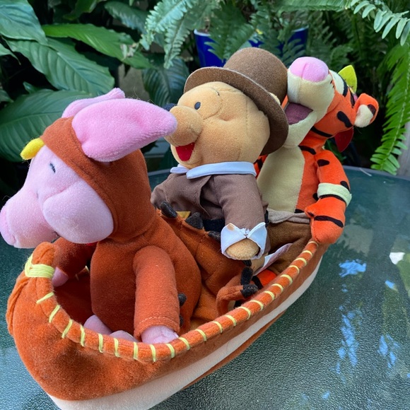 Disney | Holiday | Disney Winnie The Pooh Tigger Piglet Pilgrims ...